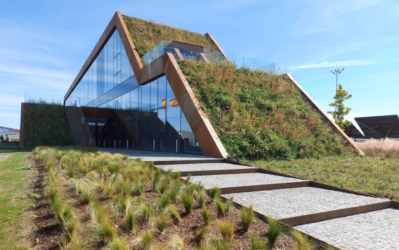 Uplifting Architecture | ZinCo Green Roof Systems
