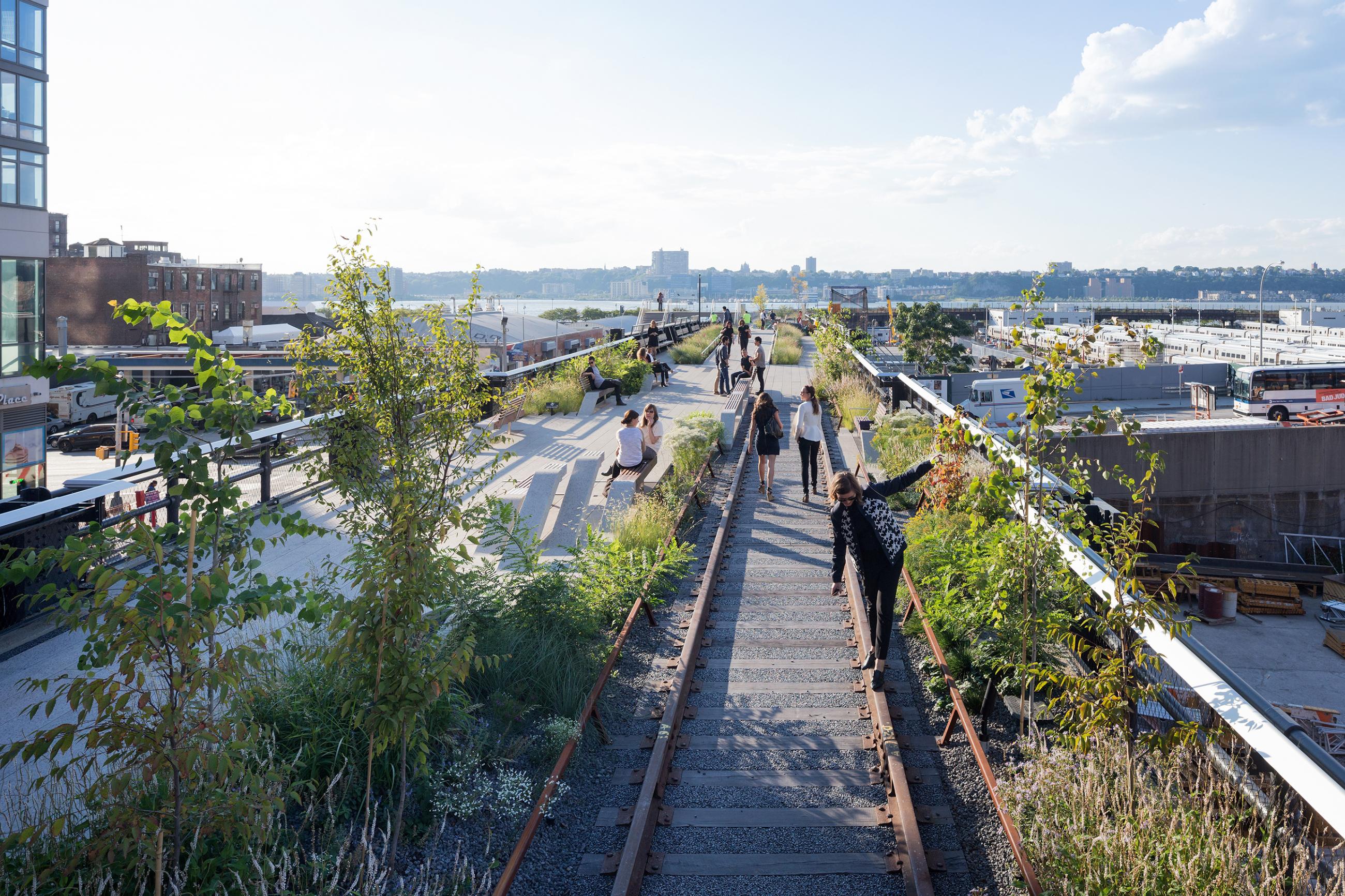 The world looks to New York: successful green project “High Line ...