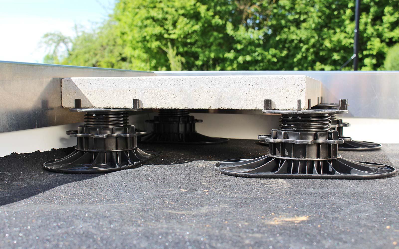 The new Elefeet® System | ZinCo Green Roof Systems